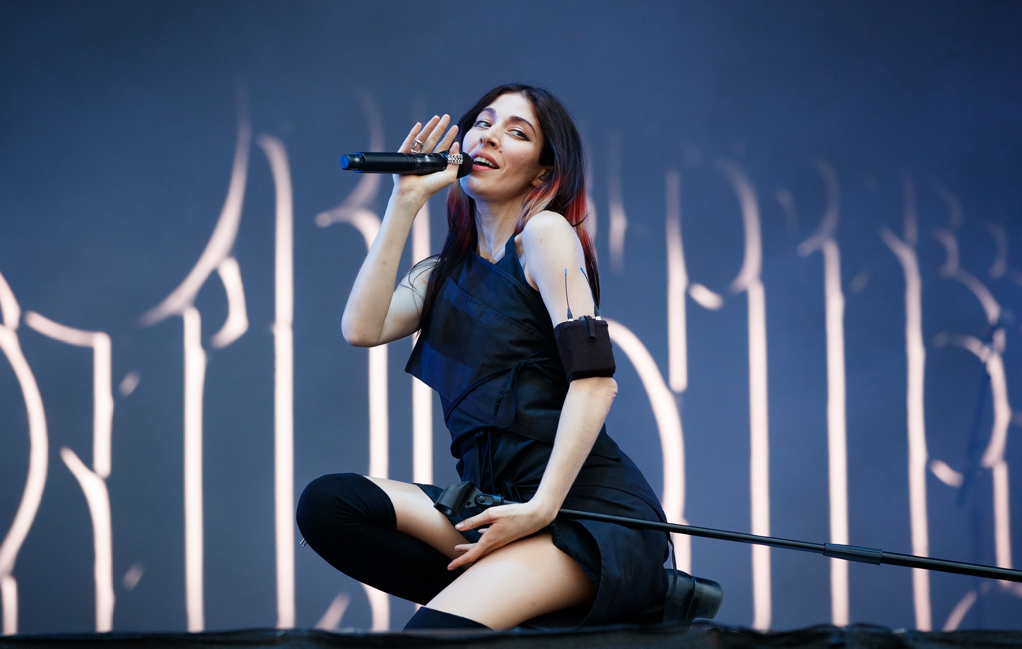 Grâce à Caroline Polachek vous ne serez pas seul·e à la Saint-Valentin ...