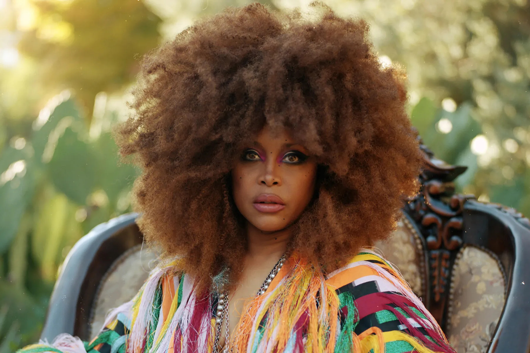 Erykah Badu travaille sur un album intégralement produit par The ...
