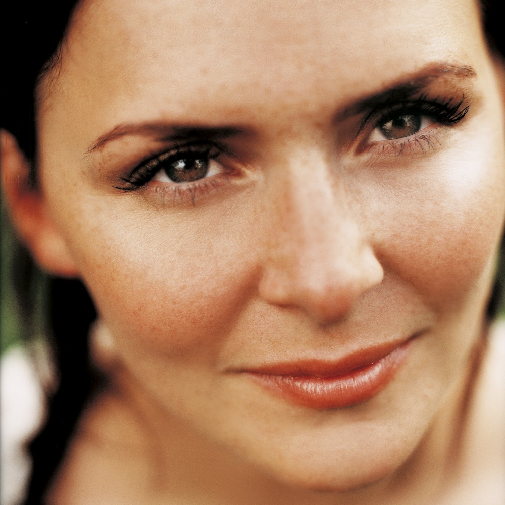 Emiliana Torrini répond aux avances de Dan Carey | Goûte Mes Disques