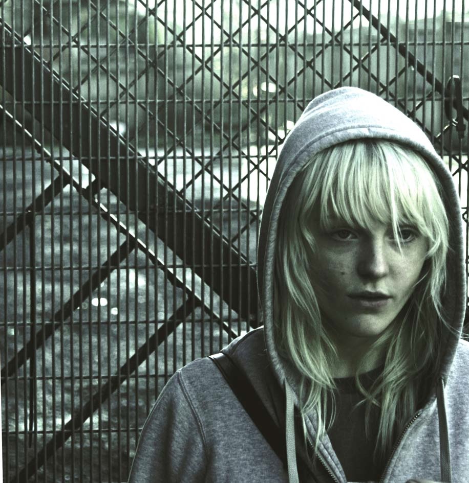 Laura Marling nous présente Sophia | Goûte Mes Disques